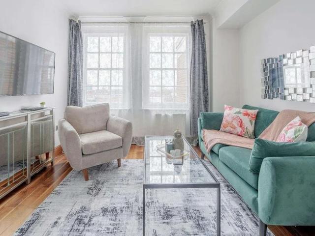 Apartment at Edgware Road, City of Westminster