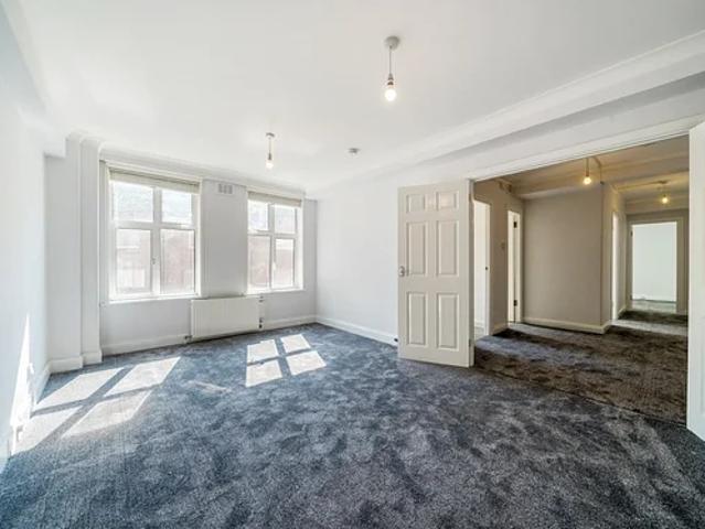 Apartment at Edgware Road, City of Westminster