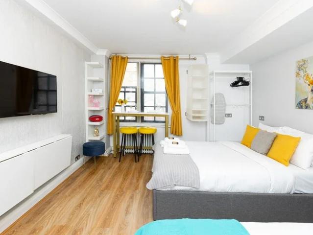 Apartment at Edgware Road, City of Westminster