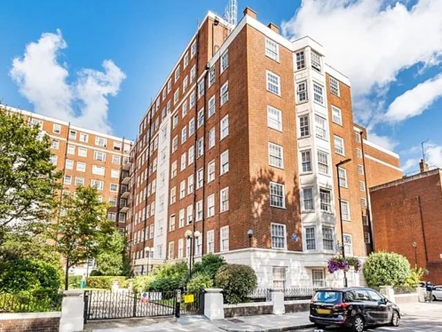 Apartment at Edgware Road, City of Westminster