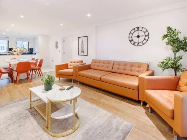 Apartment at Edgware Road, City of Westminster