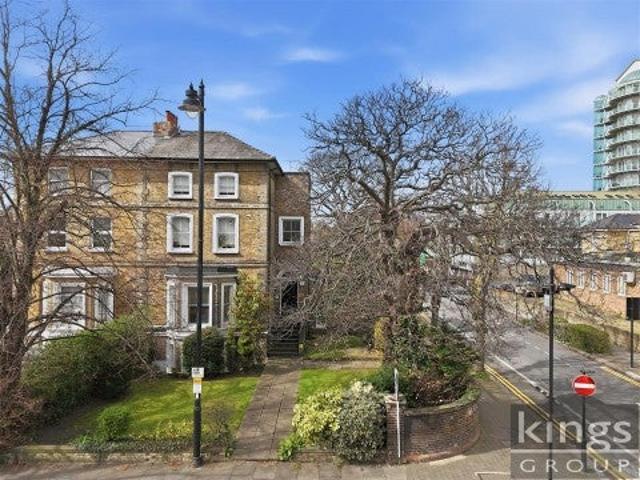 Apartment at Edinburgh Gate, Harlow