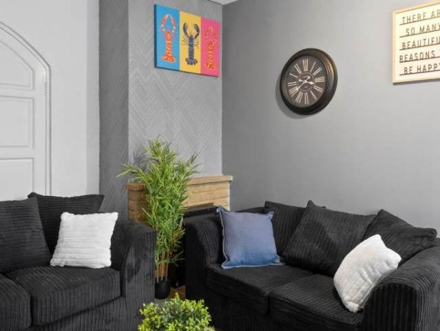 Apartment at Edington Road, Greater London