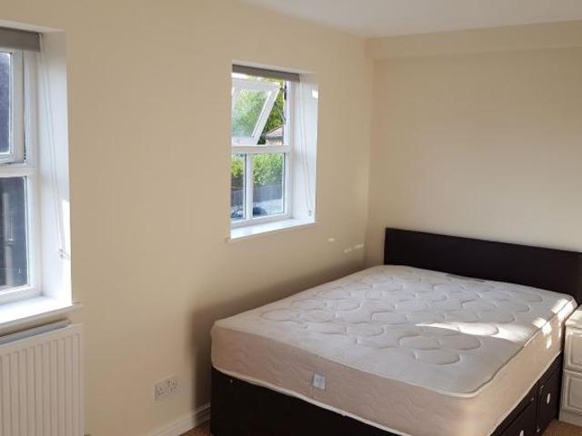 Apartment at Edison Drive, Greater London