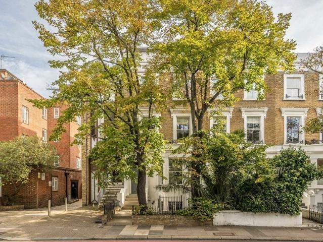 Apartment at Edith Grove, Greater London
