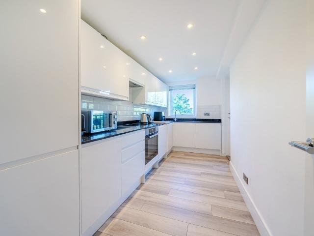 Apartment at Edith Terrace, Greater London