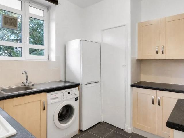Apartment at Edith Villas, Greater London