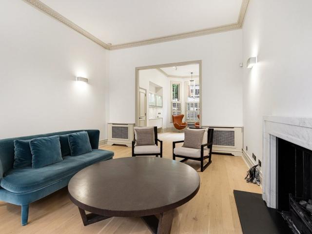 Apartment at Egerton Gardens, Greater London