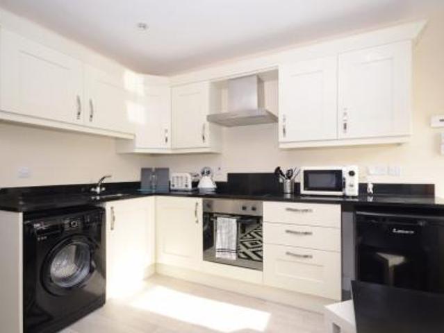 Apartment at Eglantine Avenue, Belfast