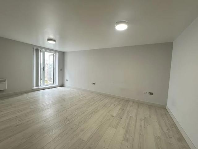 Apartment at Eltham High Street, Greater London