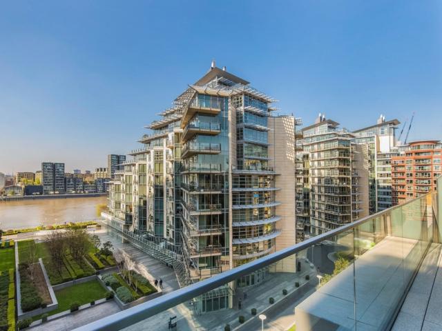 Apartment at Eltringham Street, Greater London