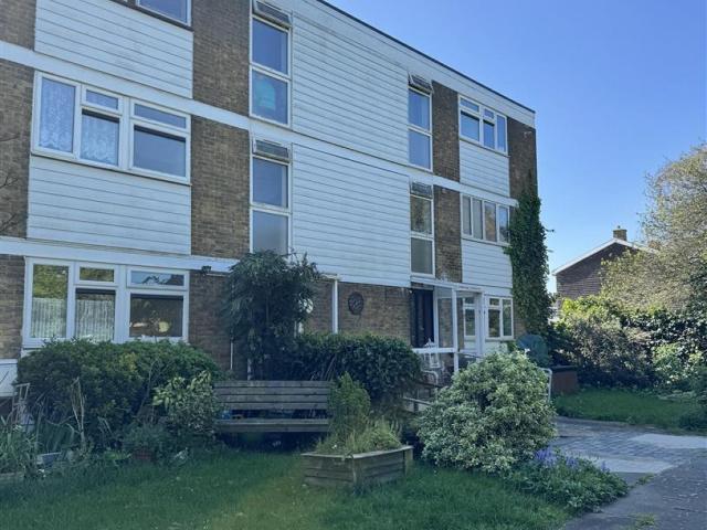 Apartment at Eldeland, Basildon