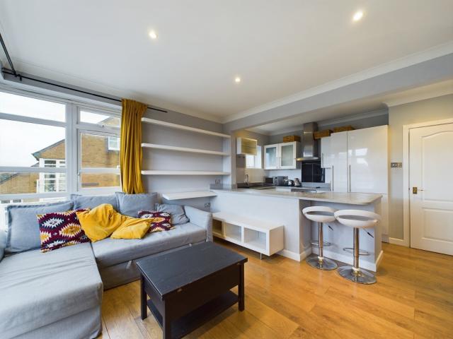 Apartment at Eleanor Close, Greater London