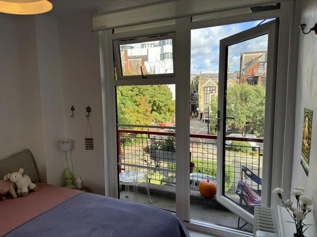 Apartment at Elephant Lane, Greater London