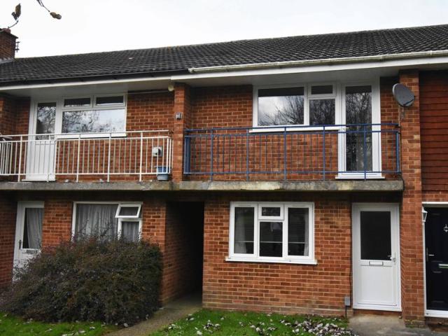 Apartment at Elgar Close, Basingstoke and Deane