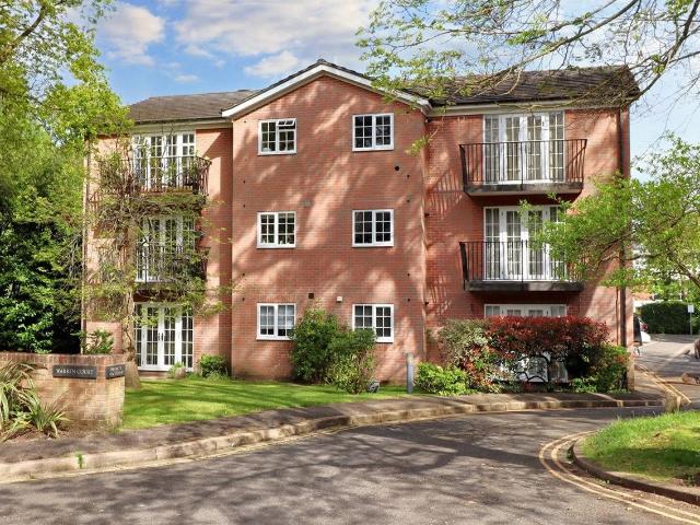 Apartment at Elgin Road, Elmbridge