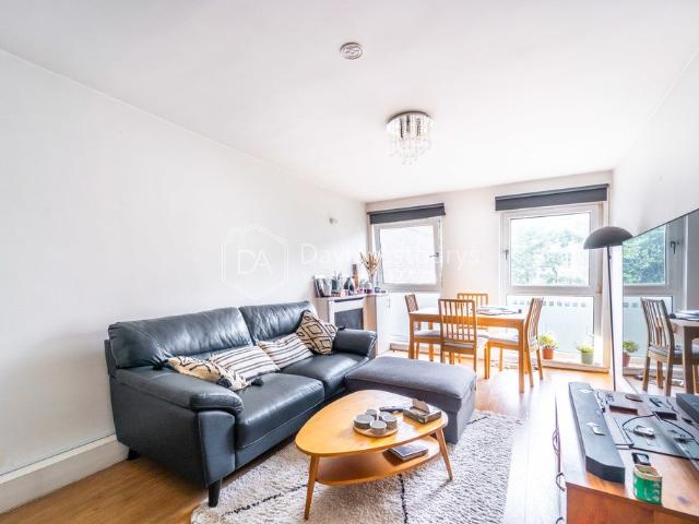 Apartment at Elia Mews, Greater London