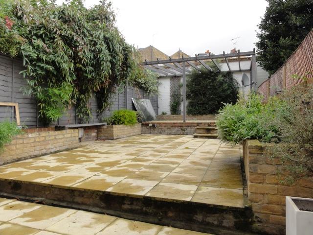 Apartment at Elia Street, Greater London