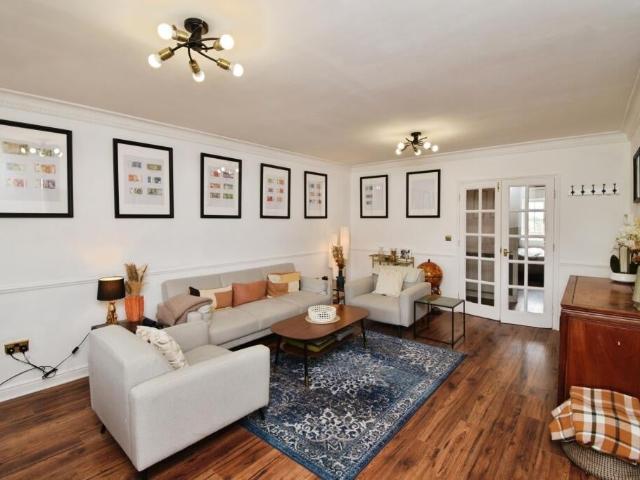 Apartment at Elizabeth Fry Place, Greater London