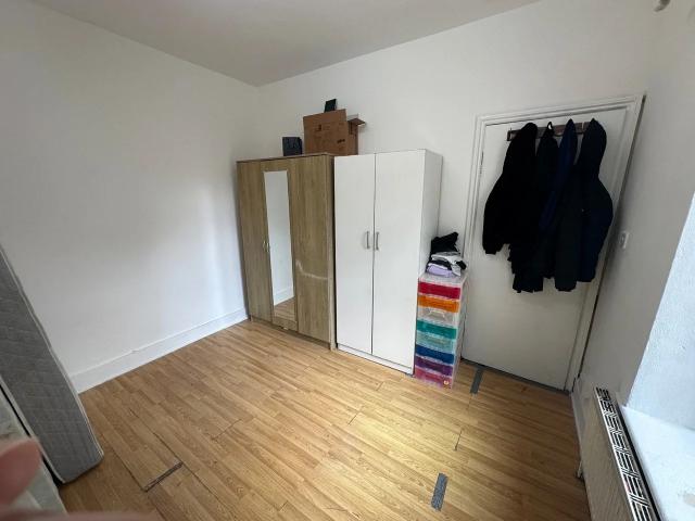Apartment at Elizabeth Road, Greater London