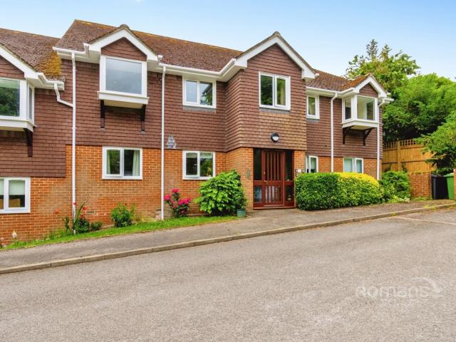 Apartment at Ellingham Close, Winchester