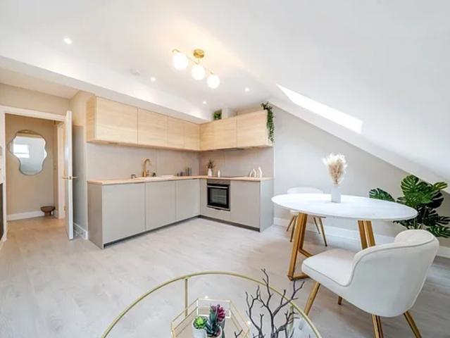 Apartment at Ellingham Road, Greater London