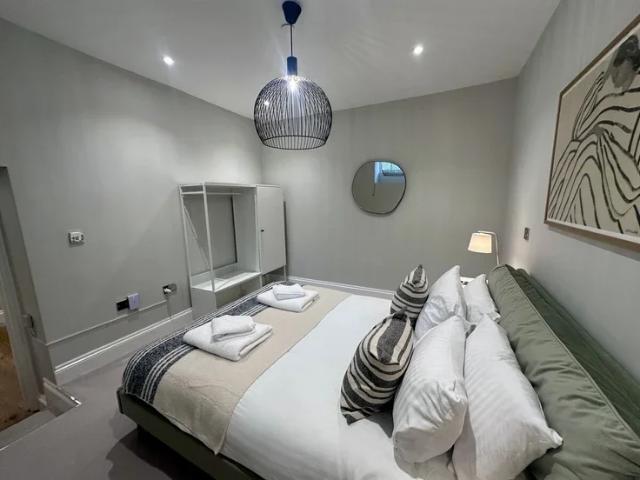Apartment at Elliot Terrace, Plymouth