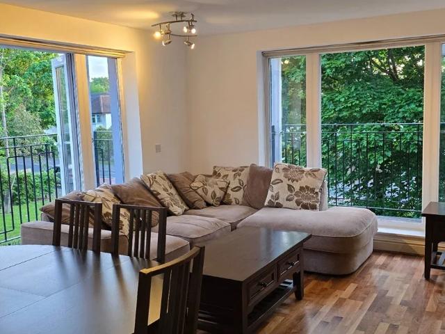 Apartment at Ellis Close, Greater London