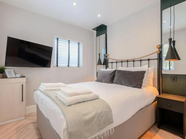 Apartment at Elmfield Road, Greater London