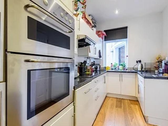 Apartment at Elmington Road, Greater London