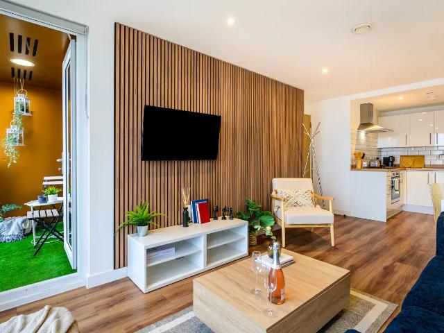 Apartment at Elmira Way, Salford