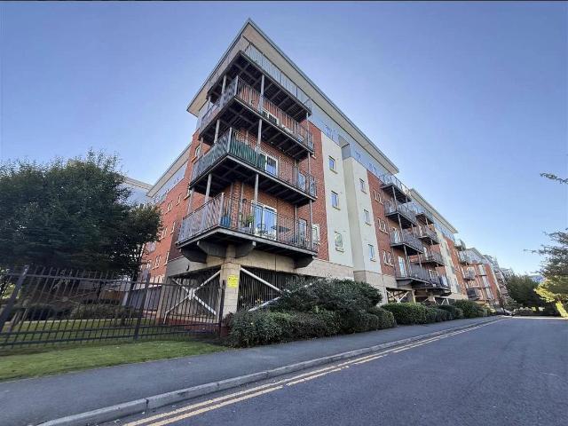 Apartment at Elmira Way, Salford