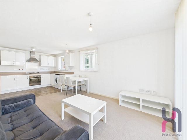 Apartment at Elmira Way, Salford