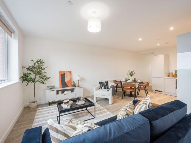Apartment at Elmsleigh Road, Borough of Spelthorne