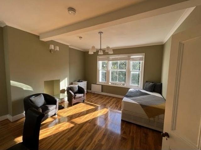 Apartment at Elsham Road, Greater London