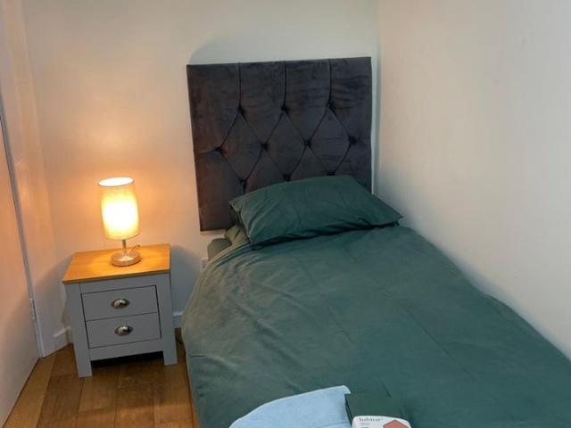 Room at Elswick Street, Greater London