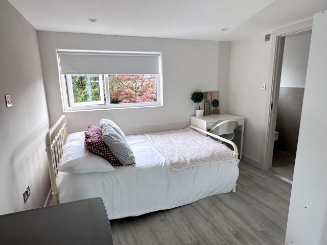 Apartment at Ernest Street, Greater London
