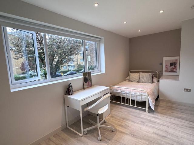 Apartment at Ernest Street, Greater London