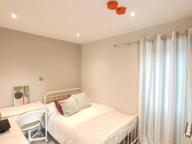 Apartment at Ernest Street, Greater London