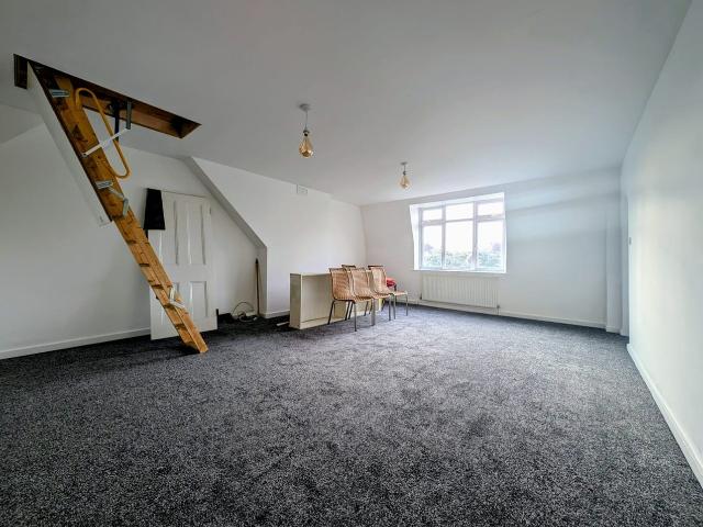 Apartment at Erpingham Road, Greater London
