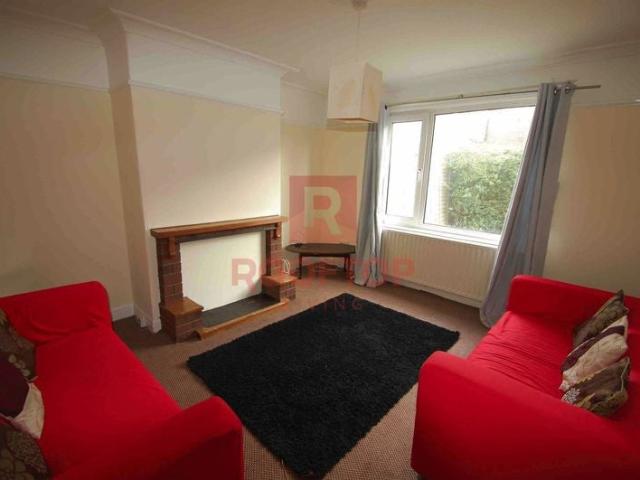 Apartment at Estcourt Terrace, Leeds