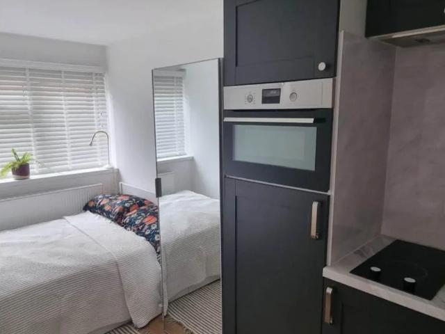 Apartment at Eskdale Close, Greater London