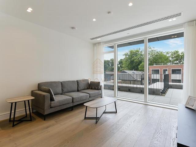 Apartment at Essex Place, Greater London