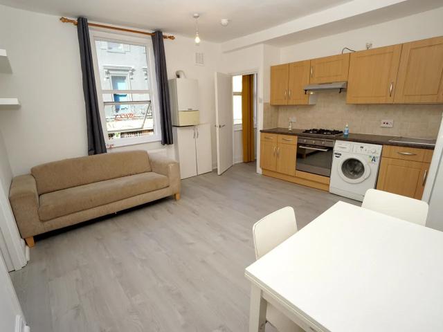 Apartment at Essex Road, Greater London