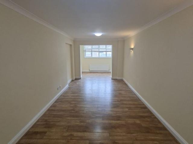 Apartment at Ethorpe Crescent, Gerrards Cross