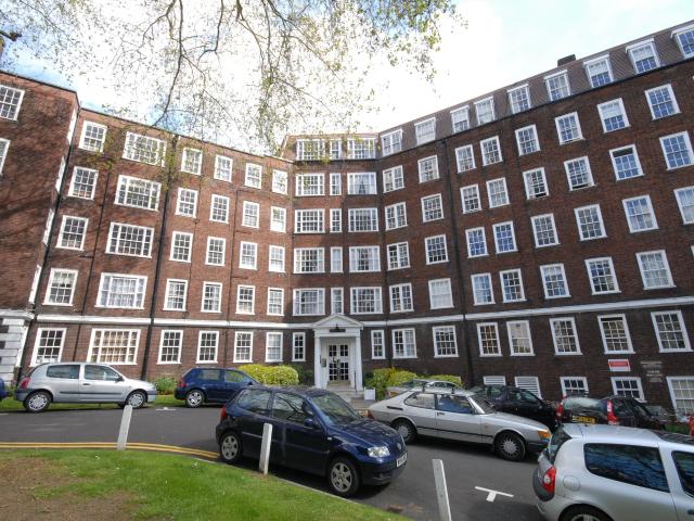 Apartment at Eton College Road, Greater London