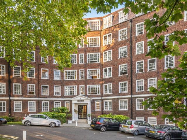 Apartment at Eton College Road, Greater London