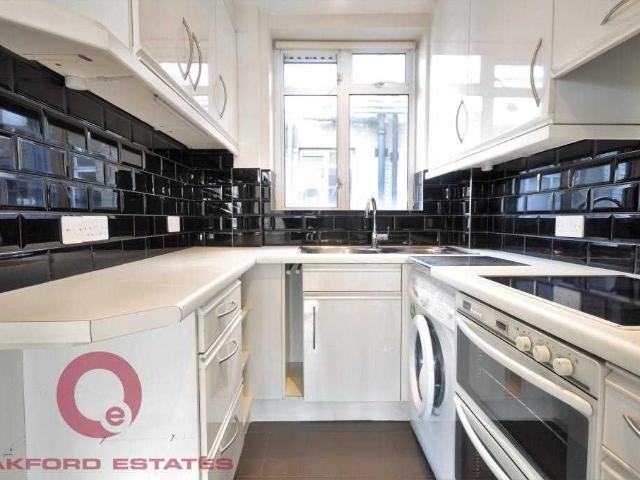 Apartment at Euston Road, Greater London