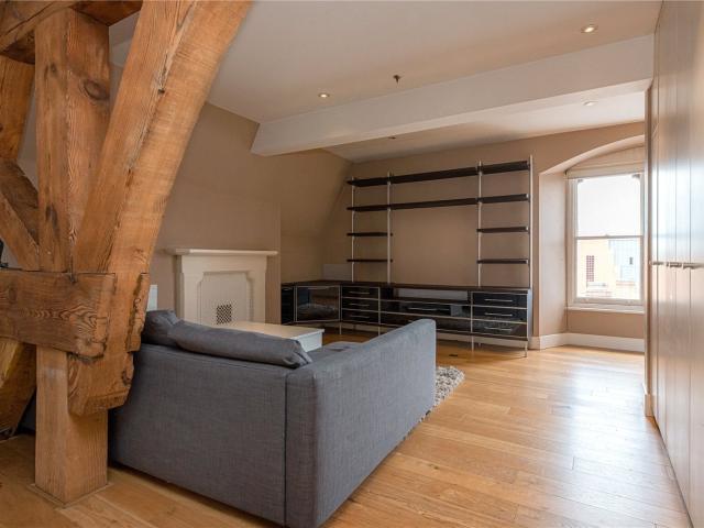 Apartment at Euston Road, Greater London