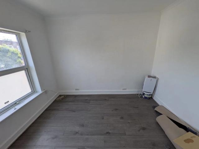 Apartment at Evelina Road, Greater London